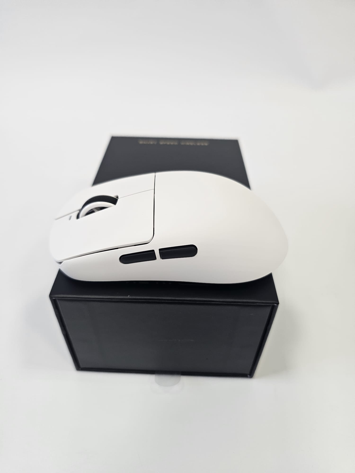 OUTLET VXE R1 PRO Gaming Mouse (White)
